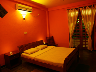 Reef Edge Polhena - Matara Hotels, Beach restaurant and beach resort. Stay in Polhena polhena ...